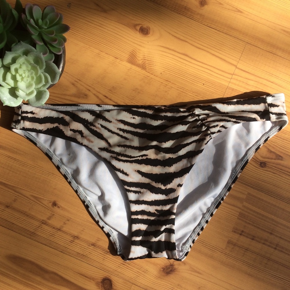Victoria’s Secret Tiger Stripe Bikini Bottoms Only - Gem